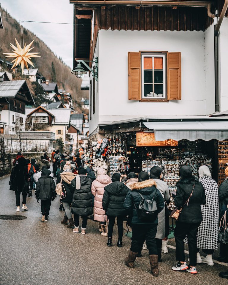 Hallstatt: Ein malerisches Dorf wird vom Massentourismus überrannt