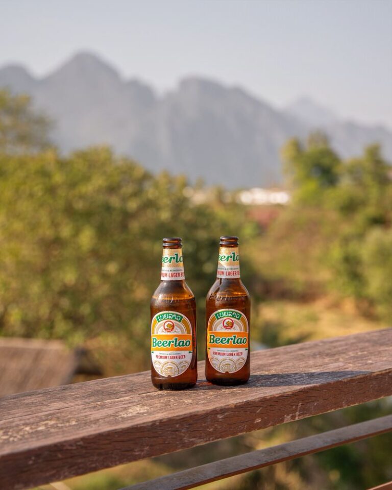 Vang Vieng: Die besten Tipps für deinen Abenteuer Urlaub in Laos